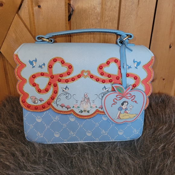 Danielle Nicole | Bags | Danielle Nicole Snow White | Poshmark